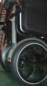 Loomo, the Mobile Robot Sidekick from Segway - COOL HUNTING®