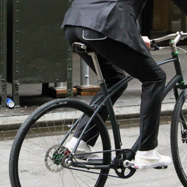 The Commuter Suit by Parker Dusseau - COOL HUNTING®