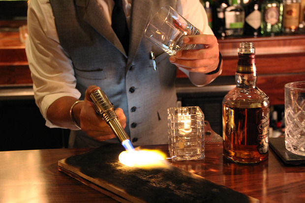 Three Smoky Cocktails - COOL HUNTING®