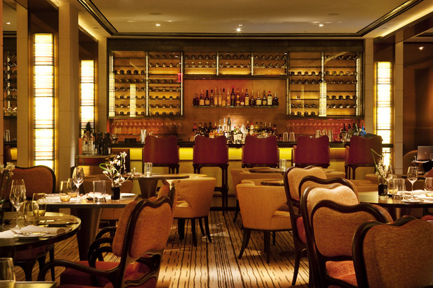 Interview: Colin Peter Field of the Hemingway Bar Paris - COOL HUNTING®