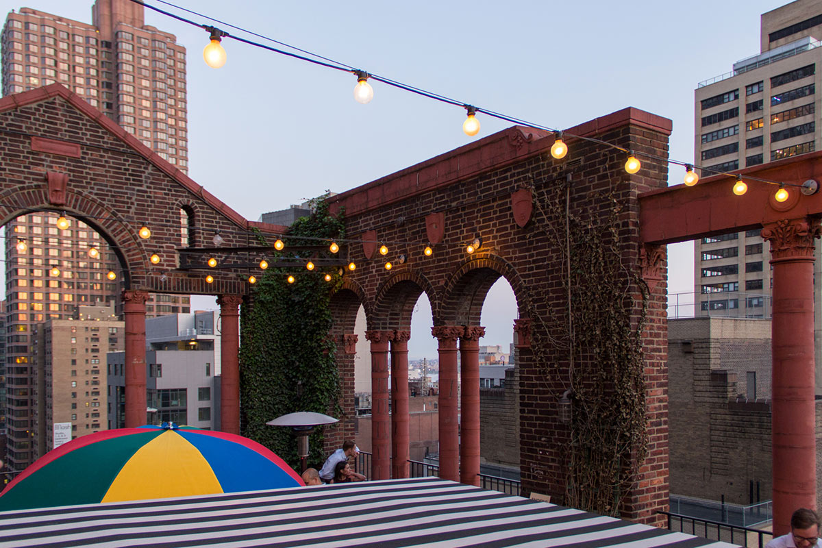 A Night at Pod 39 Hotel, NYC - COOL HUNTING®