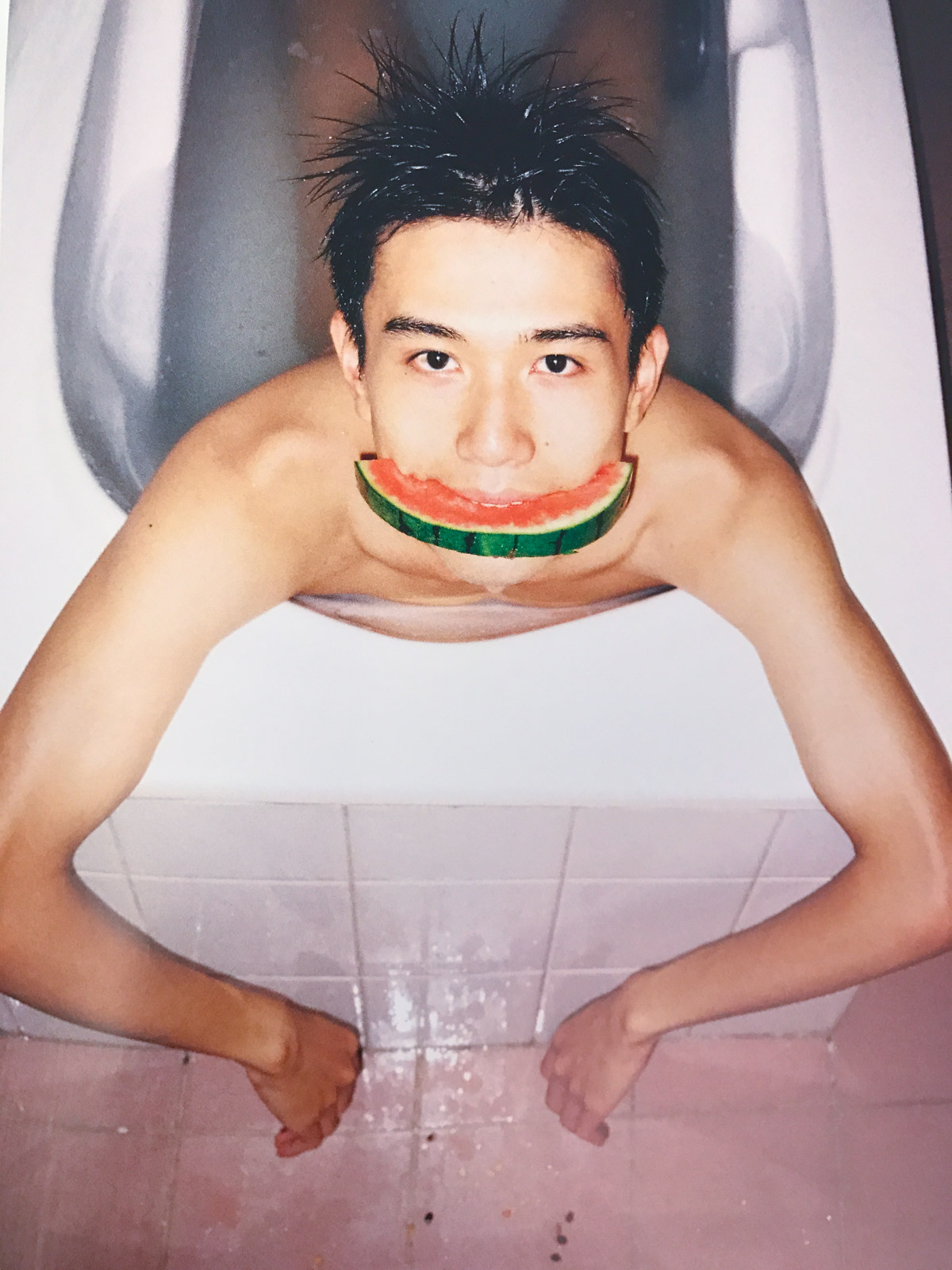 “Ren Hang” Celebrates the Chinese Photographer’s Work - COOL HUNTING®