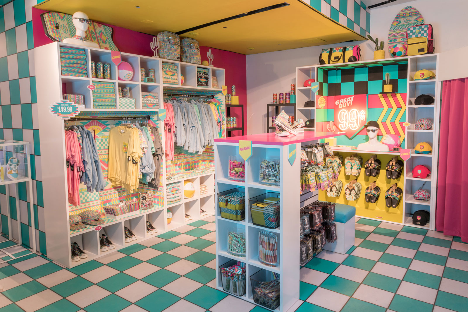 AriZona Iced Tea’s “Great Buy 99” NYC Pop-Up - COOL HUNTING®