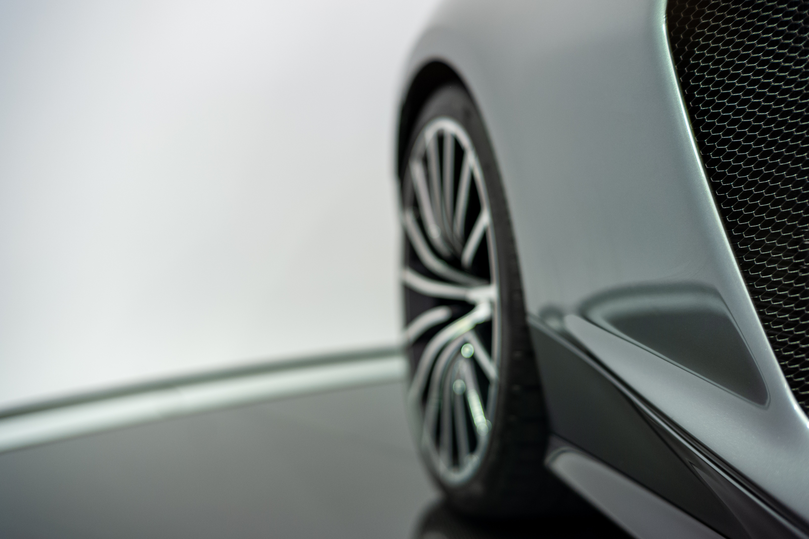 McLaren Introduces an Original GT Model - COOL HUNTING®