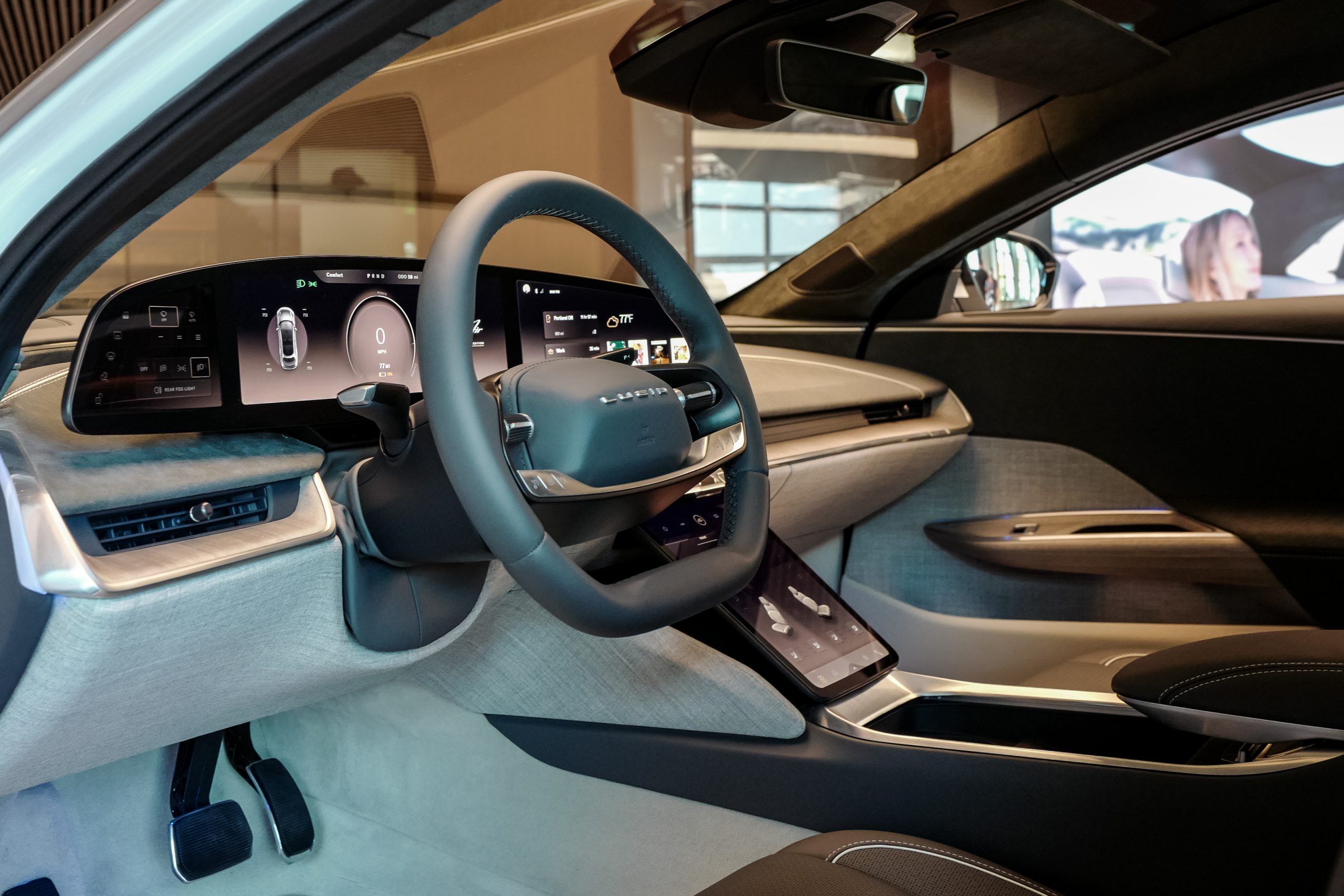 lucid-air-launch-08 - COOL HUNTING®