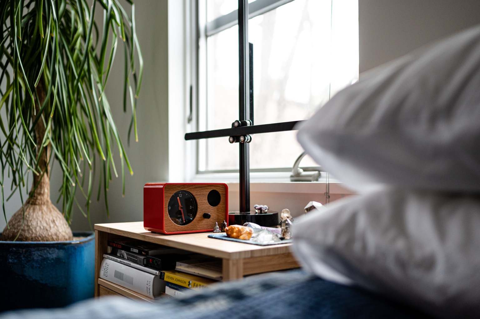 OneClock’s Analog Alarm Clock Embraces Retro Tech + Design - COOL HUNTING®