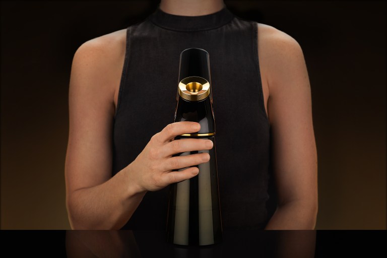 Heir’s Understated, Ultra-Premium Waterpipe - COOL HUNTING®