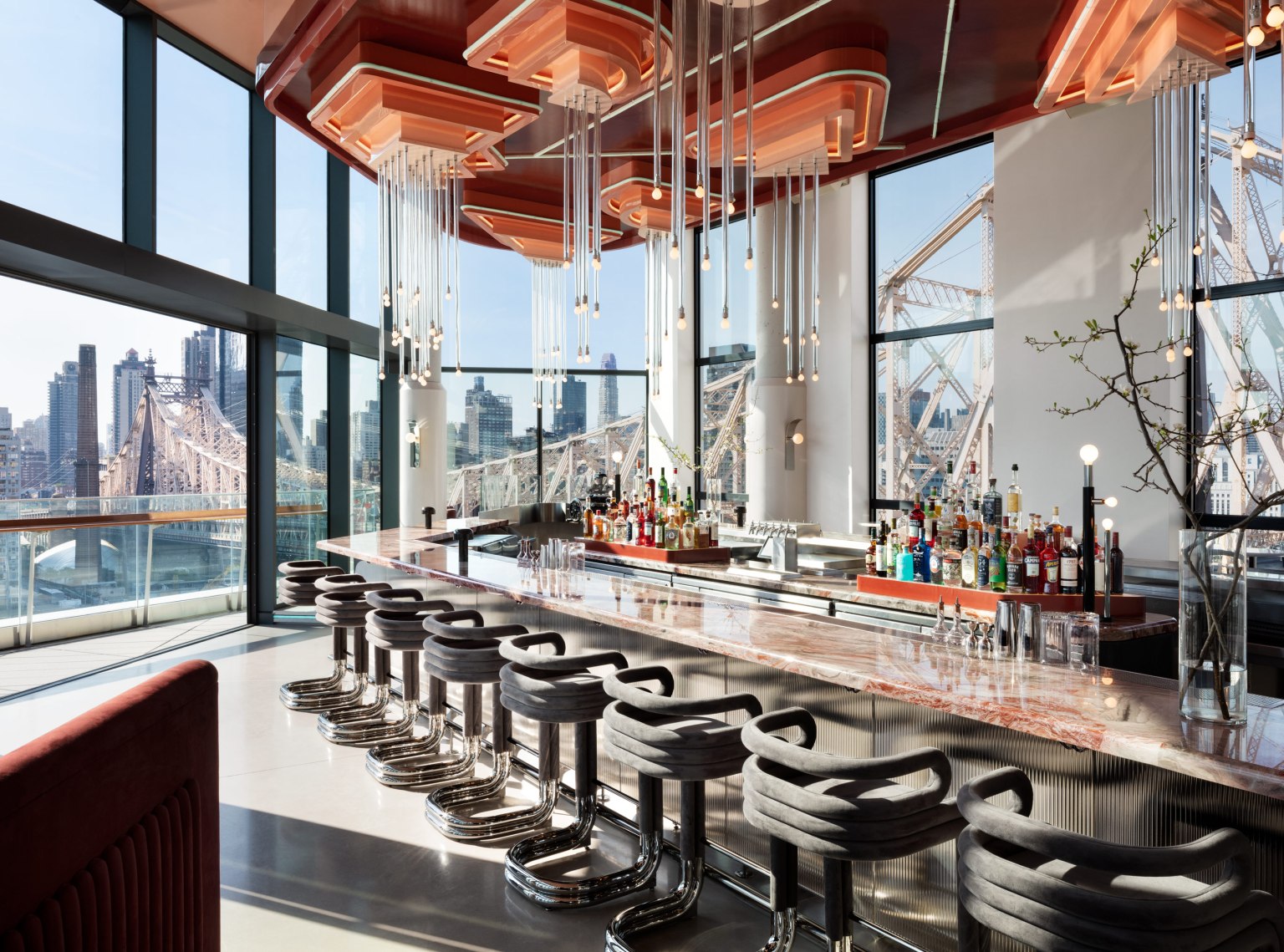 Roosevelt Island’s Graduate Roosevelt Island Hotel + Panorama Room ...
