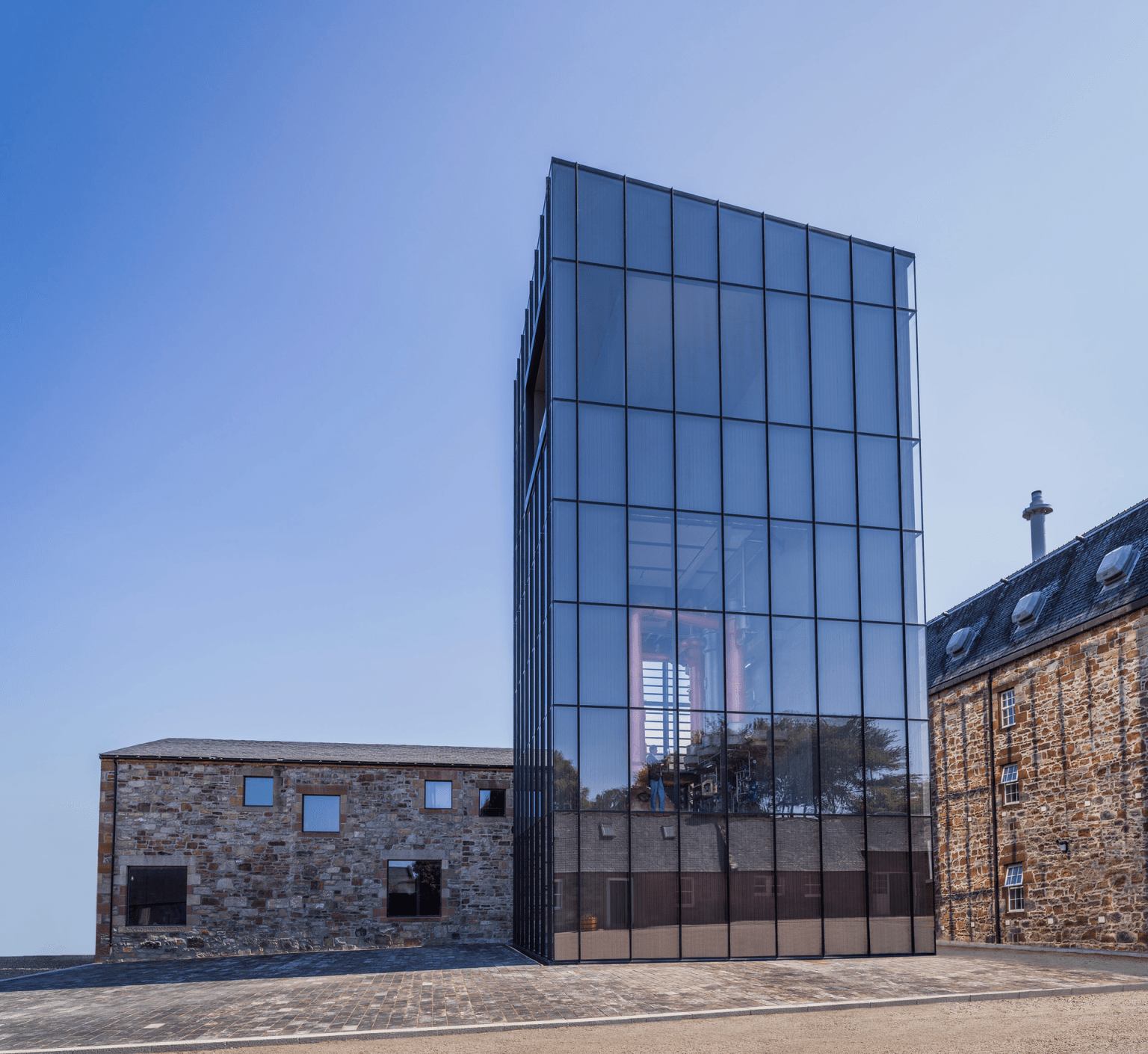 September Scotch: Inside Glenmorangie’s Lighthouse Experimental Whisky ...