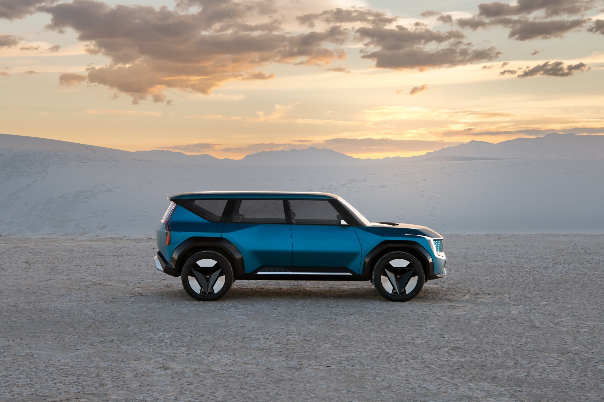 LA Auto Show 2021: EVs + Design Themes - COOL HUNTING®