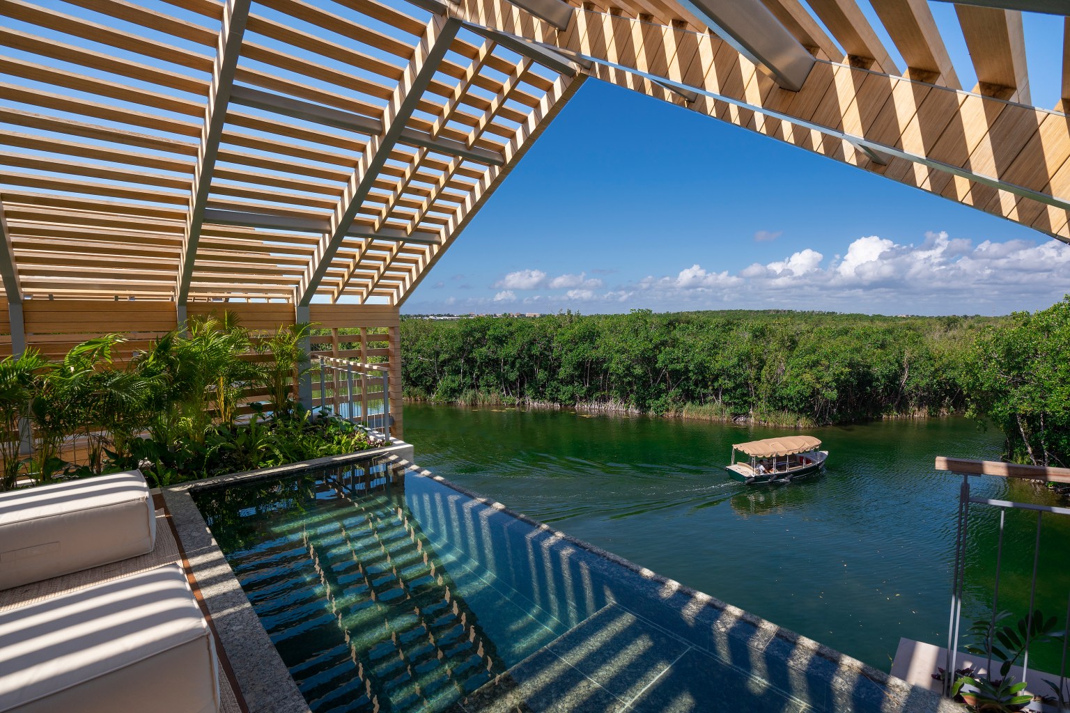 Riviera Maya’s Accessible Oasis, Banyan Tree Mayakoba - COOL HUNTING®