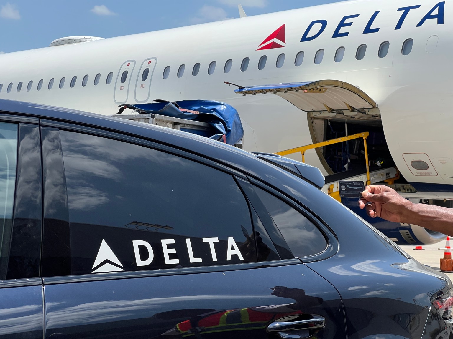 American Express’ Limited Edition Delta Reserve Card Is Made From ...