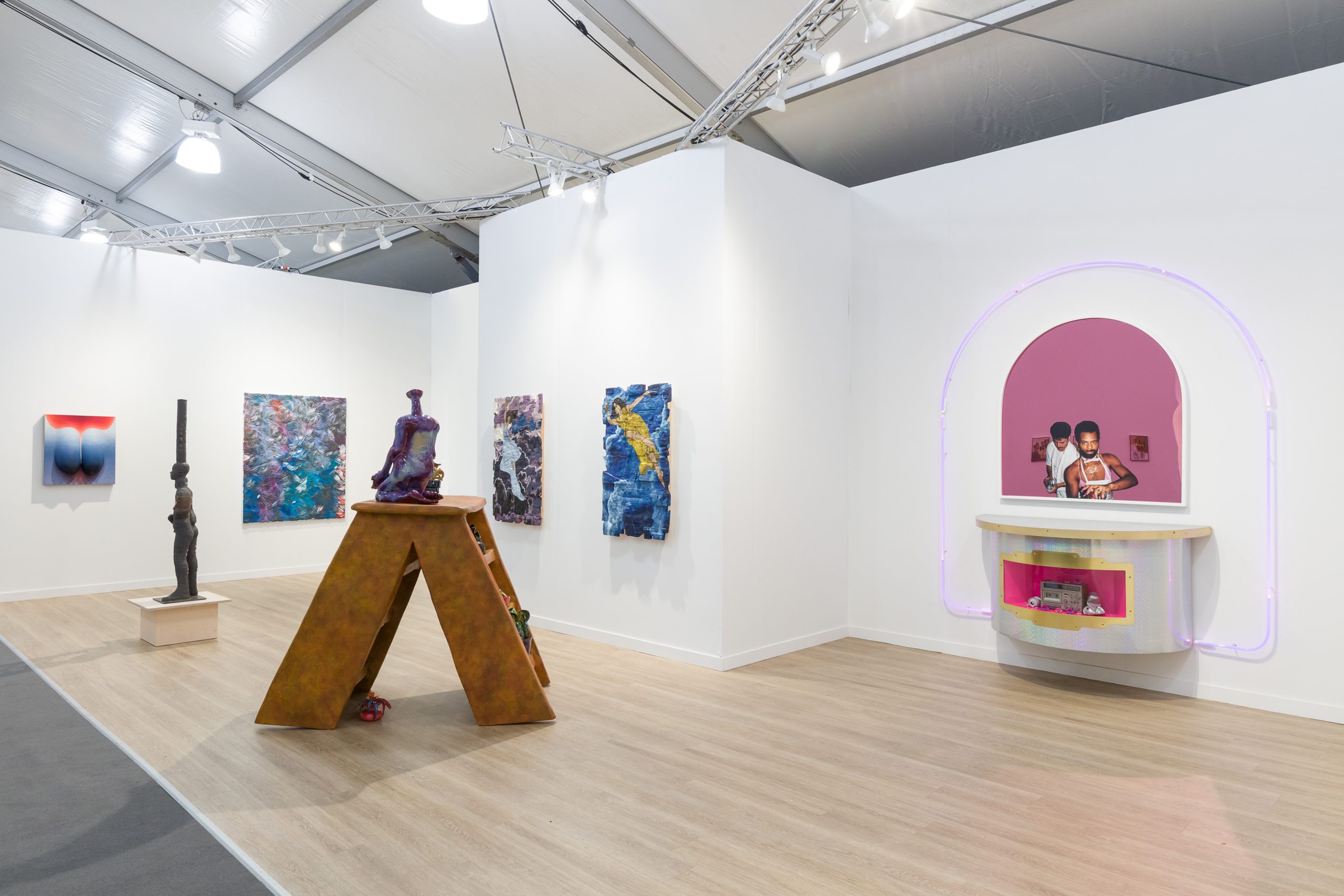 Frieze LA 2023: Depictions of Women by Women Artists - COOL HUNTING®