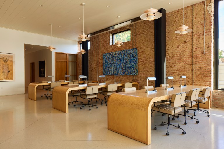 The Bright, Art-Filled Design of NeueHouse Venice Beach - COOL HUNTING®