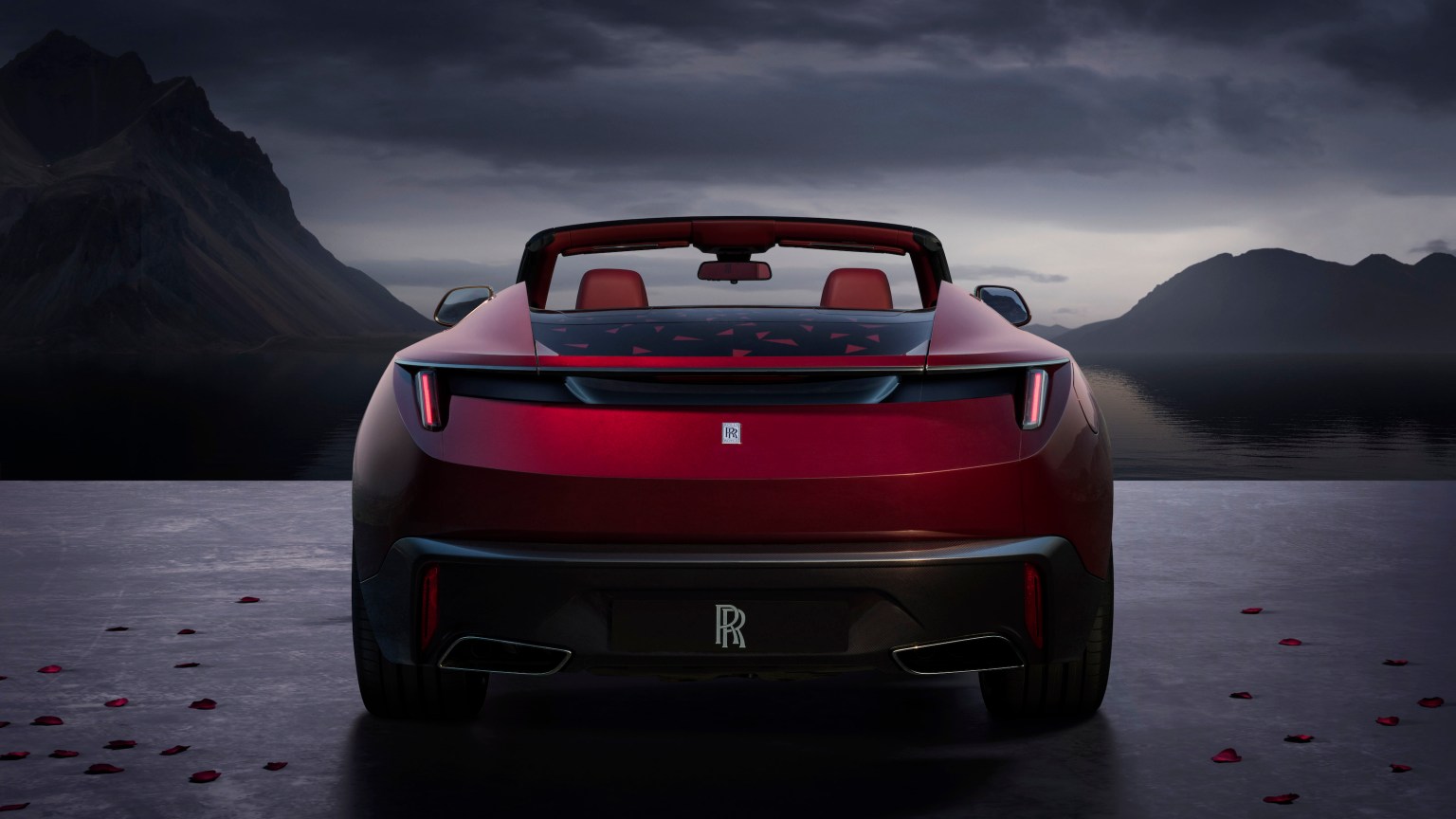 Rolls-Royce Debuts their First Droptail Coachbuild Comission - COOL ...
