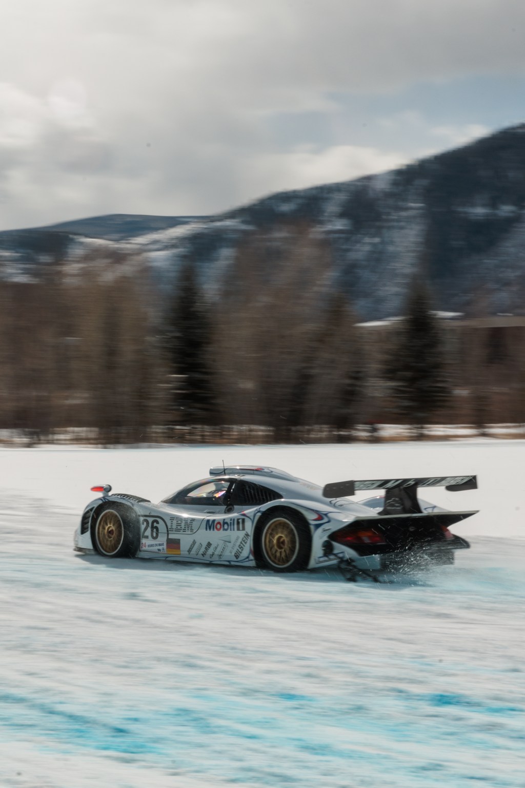 F.A.T. International’s Aspen Ice Race - COOL HUNTING®