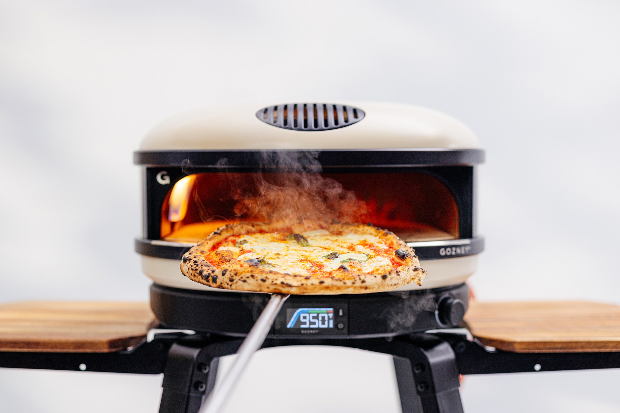Gozney’s New Arc Oven Enables Easy Backyard Pizza-Making - COOL HUNTING®