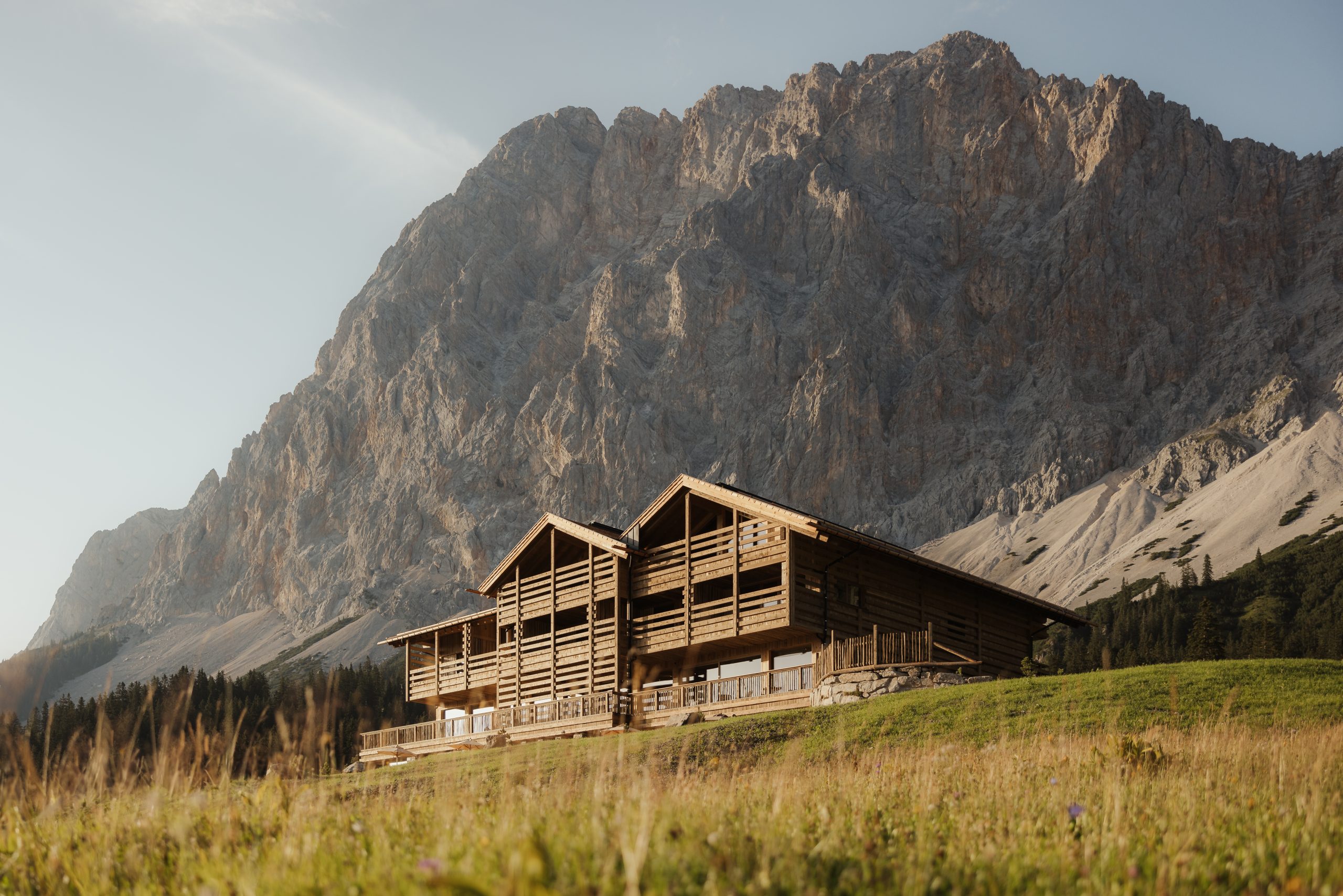eriro Provides a Unique Mountain Retreat in the Austrian Alps - COOL ...