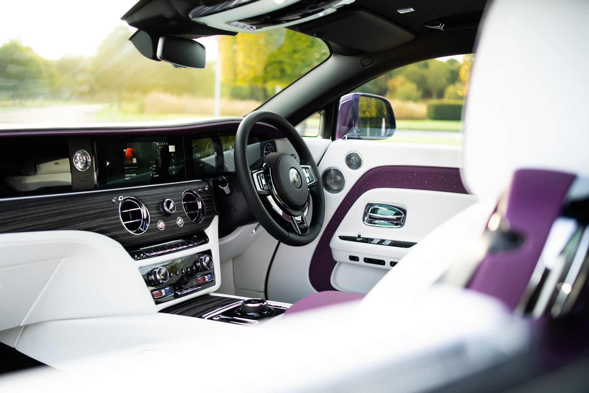Test Drive: Rolls-Royce Spectre - COOL HUNTING®