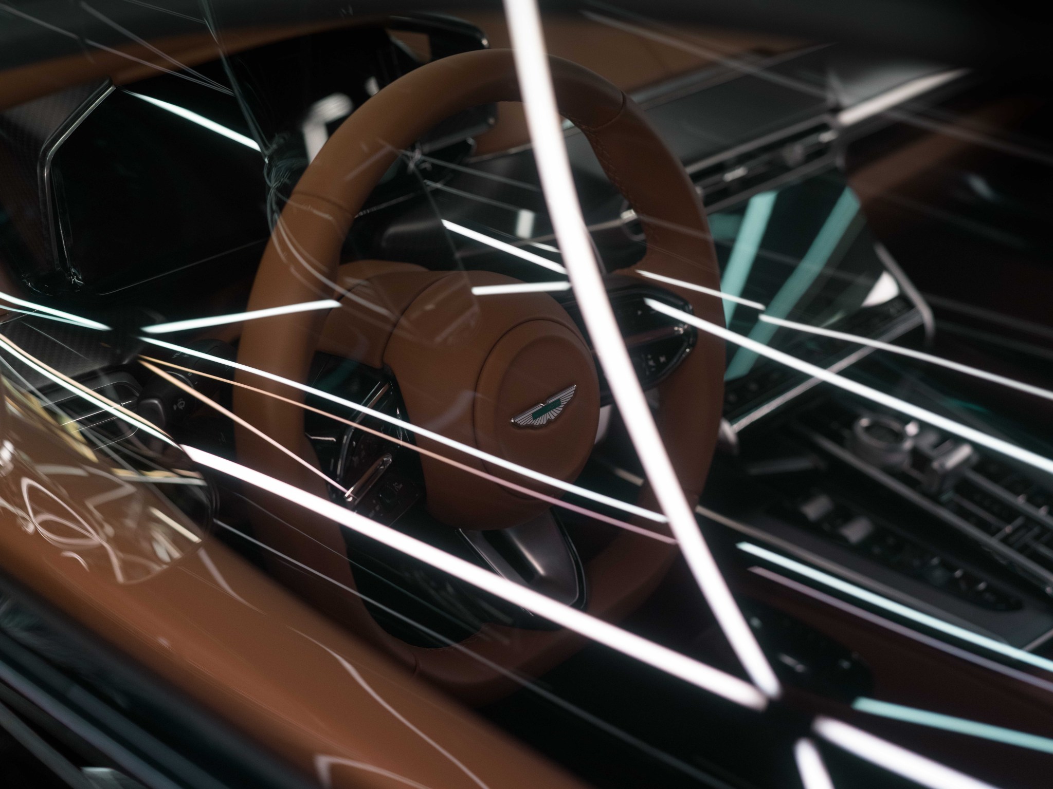 Anthony James x Aston Martin Vanquish - COOL HUNTING®