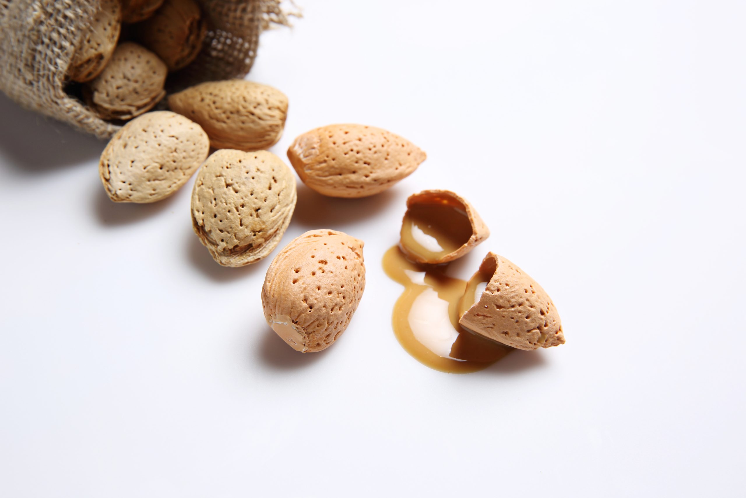 Fried almond - COOL HUNTING®
